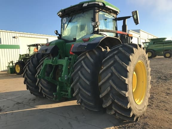 Tractor Zoom - 2020 John Deere 7R 270