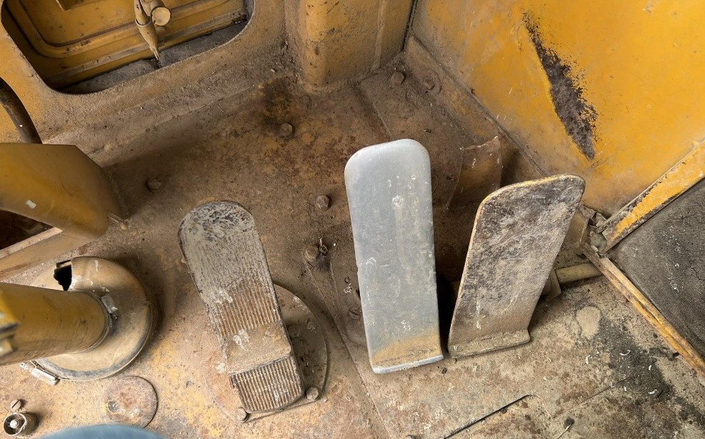 Tractor Zoom - 1979 Caterpillar 637D