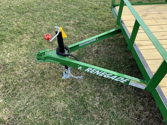 Tractor Zoom - 2021 Coyote Renegade