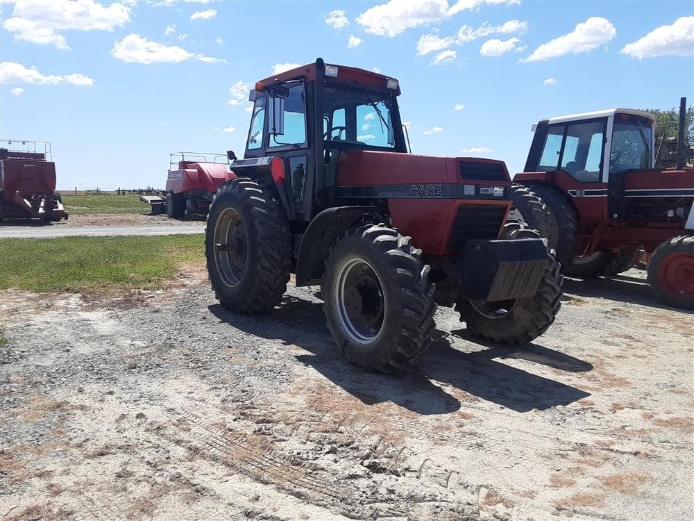 Tractor Zoom - 1986 Case IH 2096