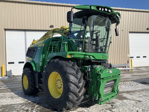 Tractor Zoom - 2021 John Deere 9900i