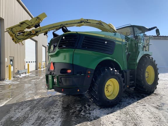 Tractor Zoom - 2021 John Deere 9900i