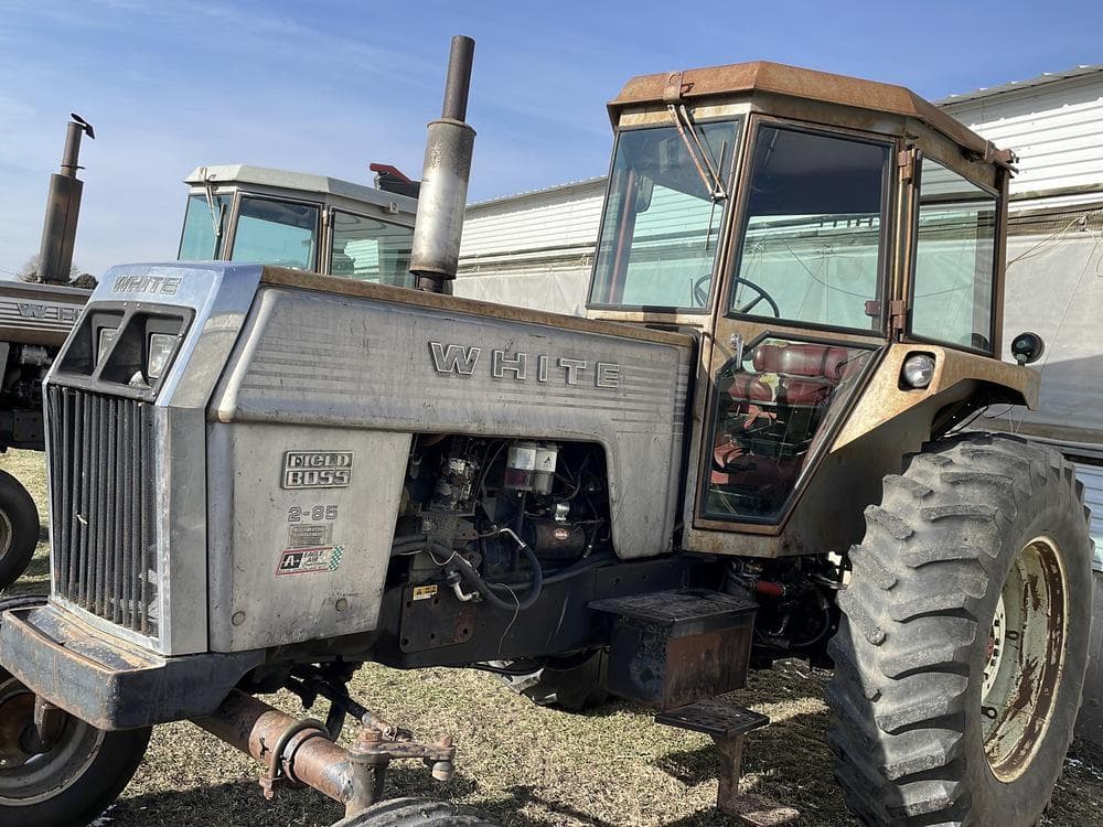 Tractor Zoom - White 2-85