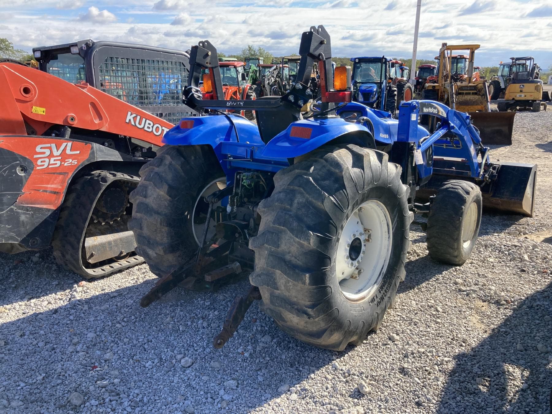 Tractor Zoom - New Holland TC55DA