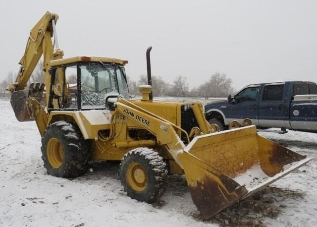 Tractor Zoom - John Deere 710B