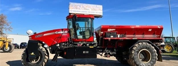 Tractor Zoom - 2010 Case IH Titan 3520