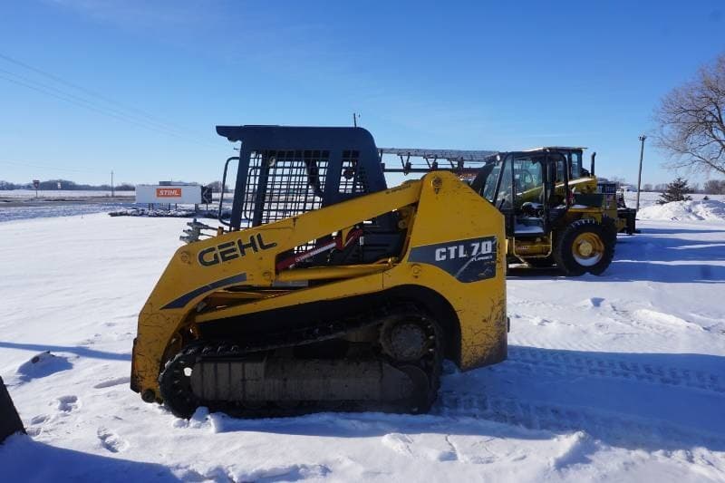 Tractor Zoom - 2007 Gehl CTL70