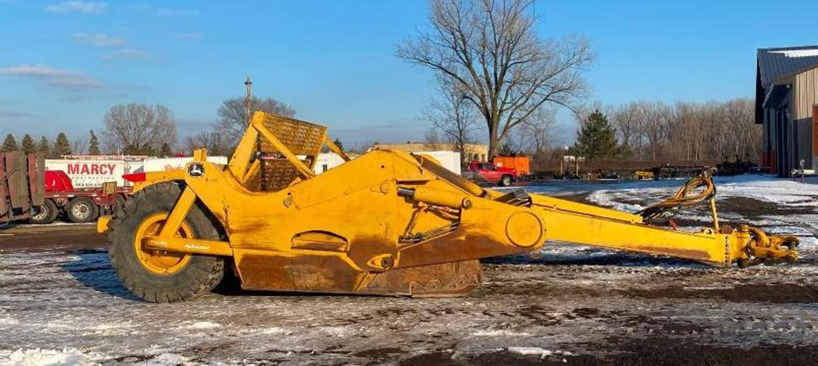 Tractor Zoom - John Deere 1810