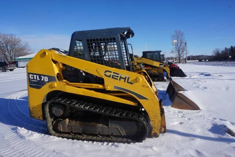 Tractor Zoom - 2007 Gehl CTL70