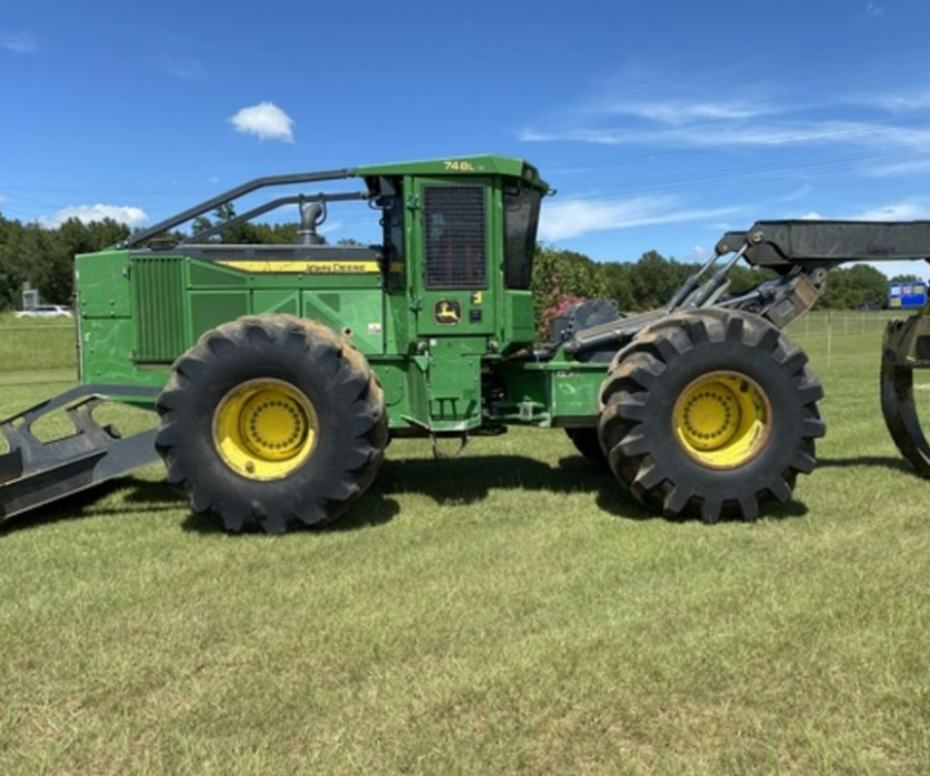 Tractor Zoom - 2019 John Deere 748L