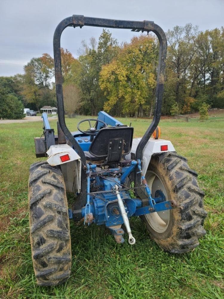 Tractor Zoom - Ford 1715