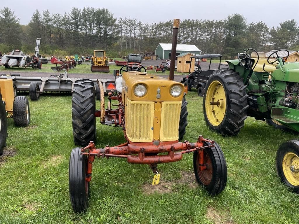 Tractor Zoom - Case 411-B