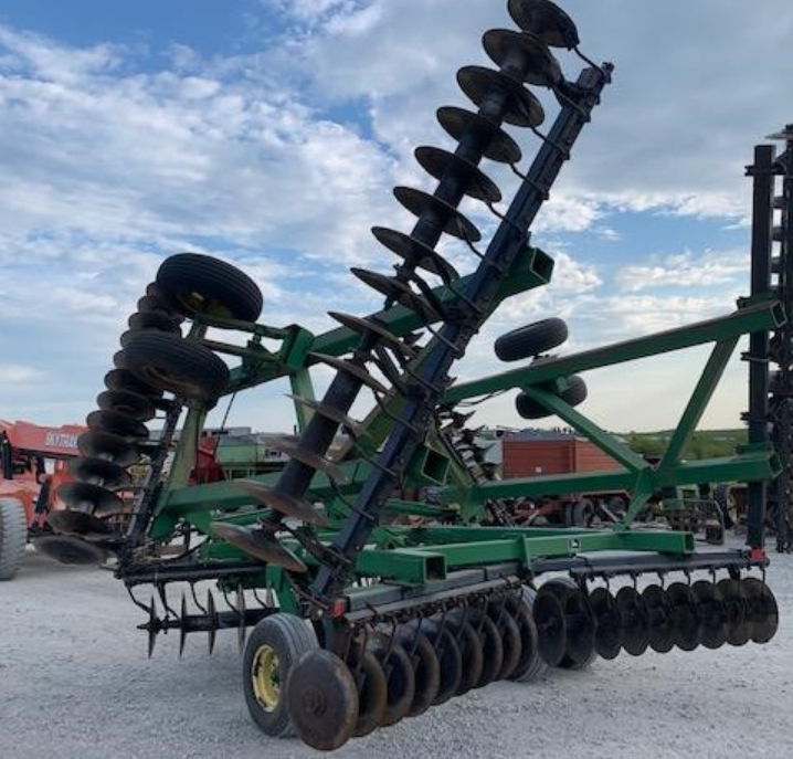 Tractor Zoom - John Deere 630