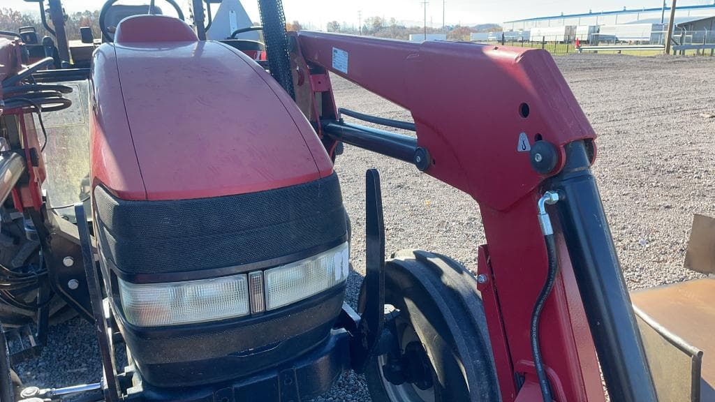 Tractor Zoom - Case IH JX70