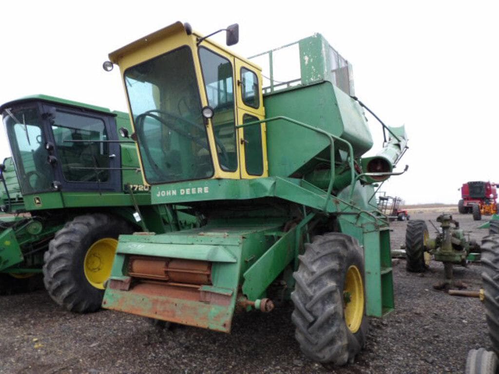 Tractor Zoom - John Deere 105