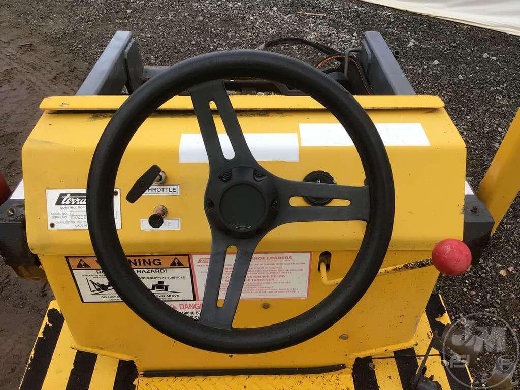 Tractor Zoom - 2003 Terramite T5