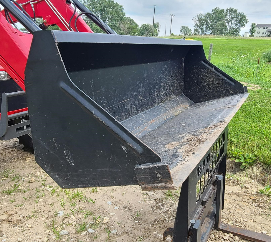 Tractor Zoom - Massey Ferguson 2670 HD
