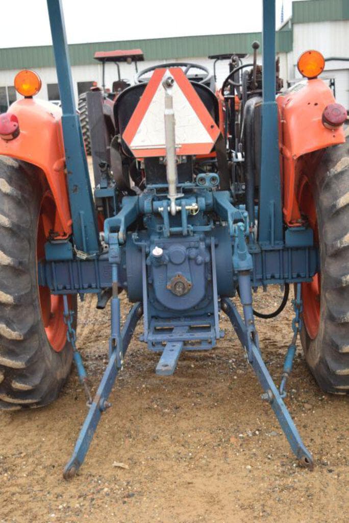 Tractor Zoom - Kubota M4030SU