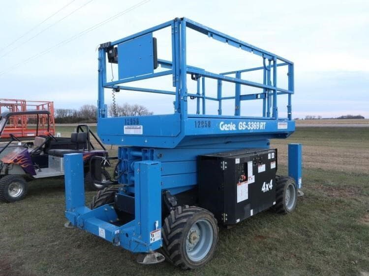 Tractor Zoom - Genie GS-3369RT