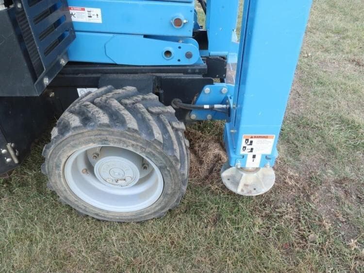 Tractor Zoom - Genie GS-3369RT