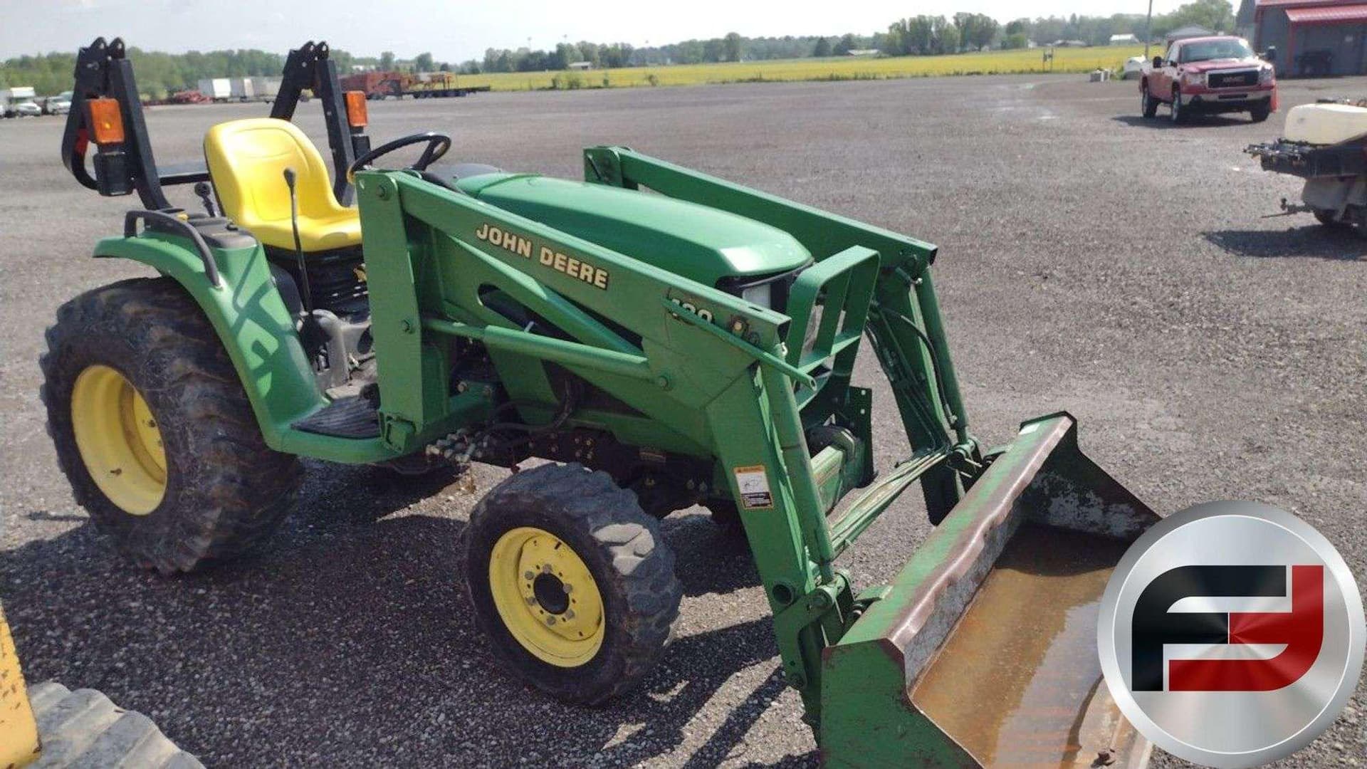 Tractor Zoom - 2002 John Deere 4410