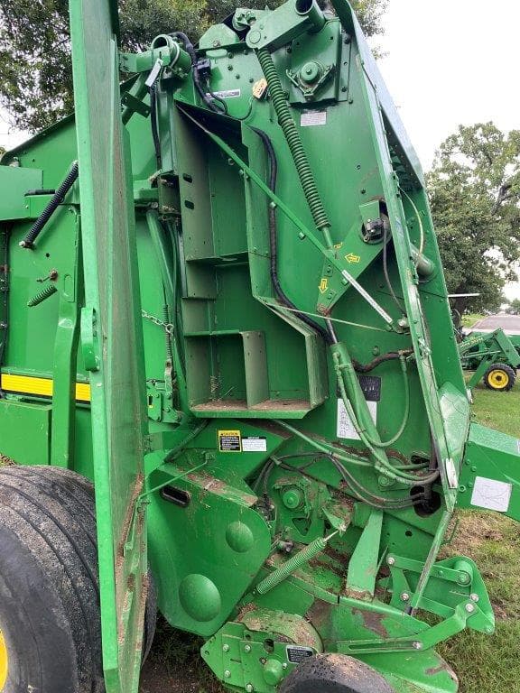 Tractor Zoom - John Deere 568 Mega Wide Plus