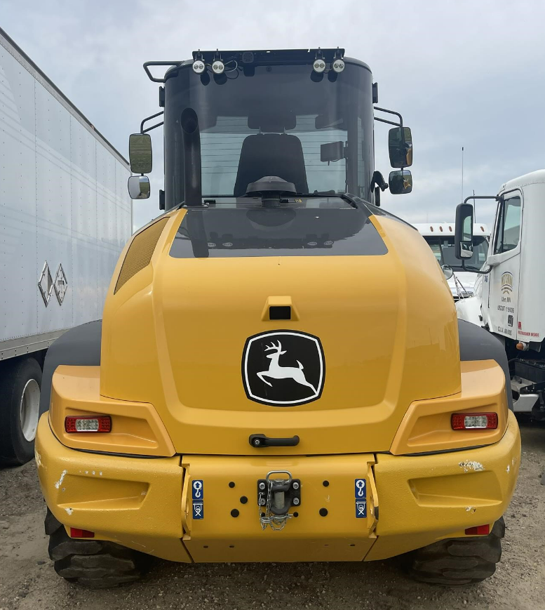 Tractor Zoom - 2020 John Deere 344L