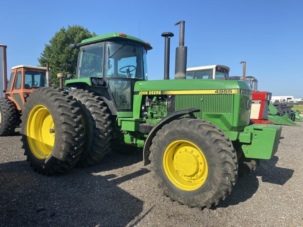 Tractor Zoom - John Deere 4955