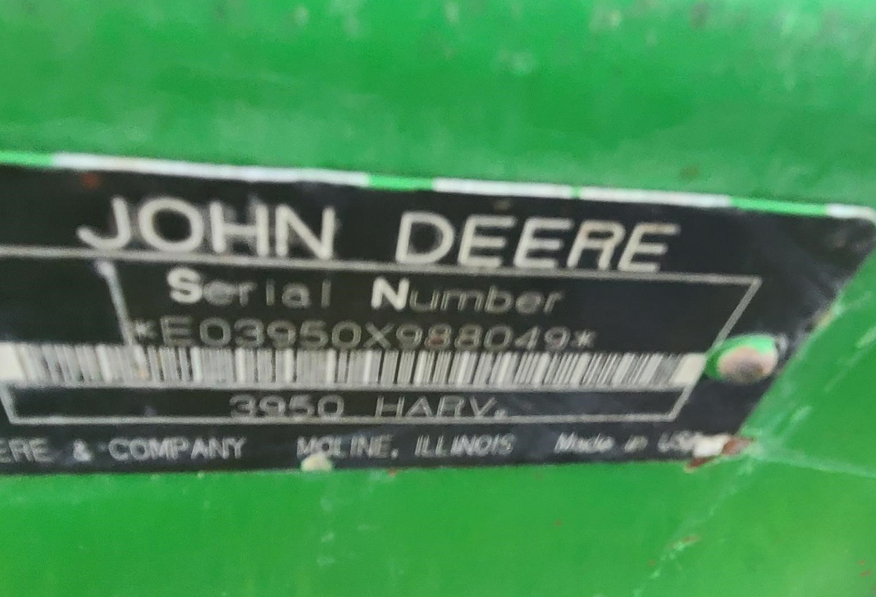 Tractor Zoom - John Deere 3950
