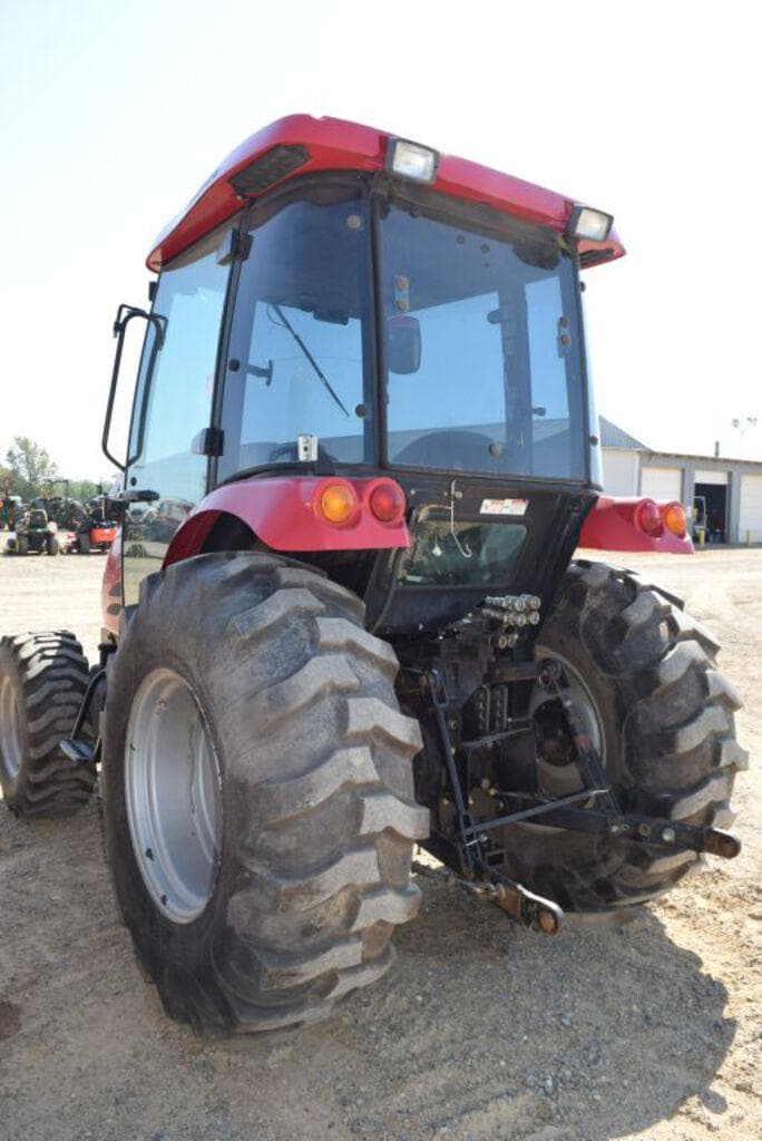 Tractor Zoom - Mahindra 5010
