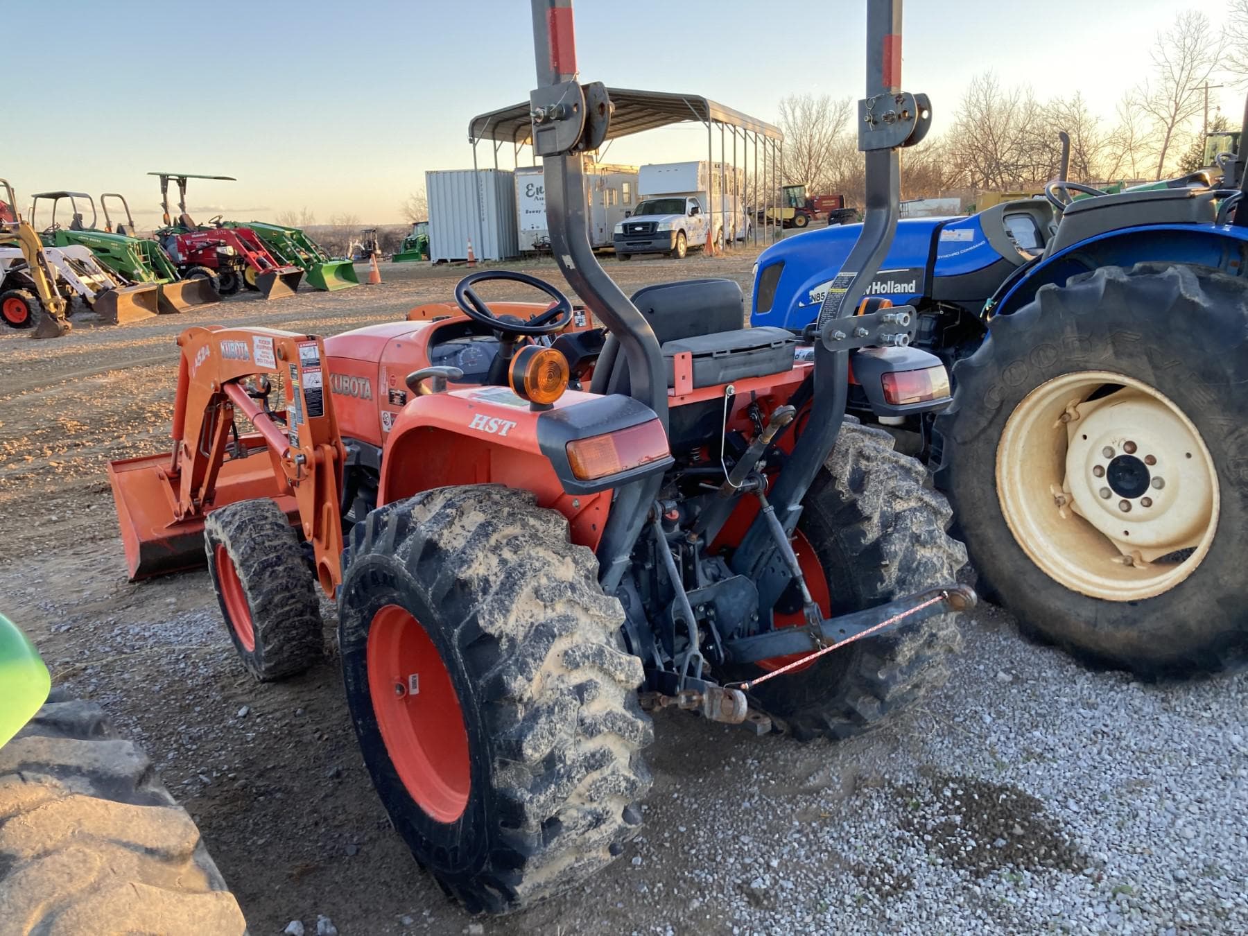 Tractor Zoom - Kubota L3800