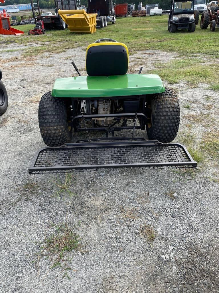 Tractor Zoom - John Deere 1200A