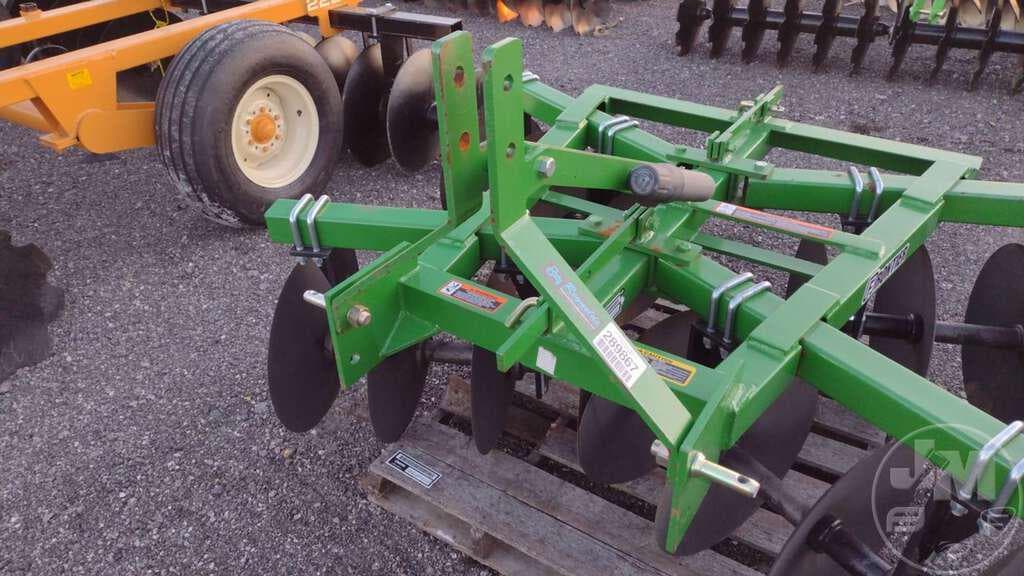 Tractor Zoom - 2019 Frontier DH1176