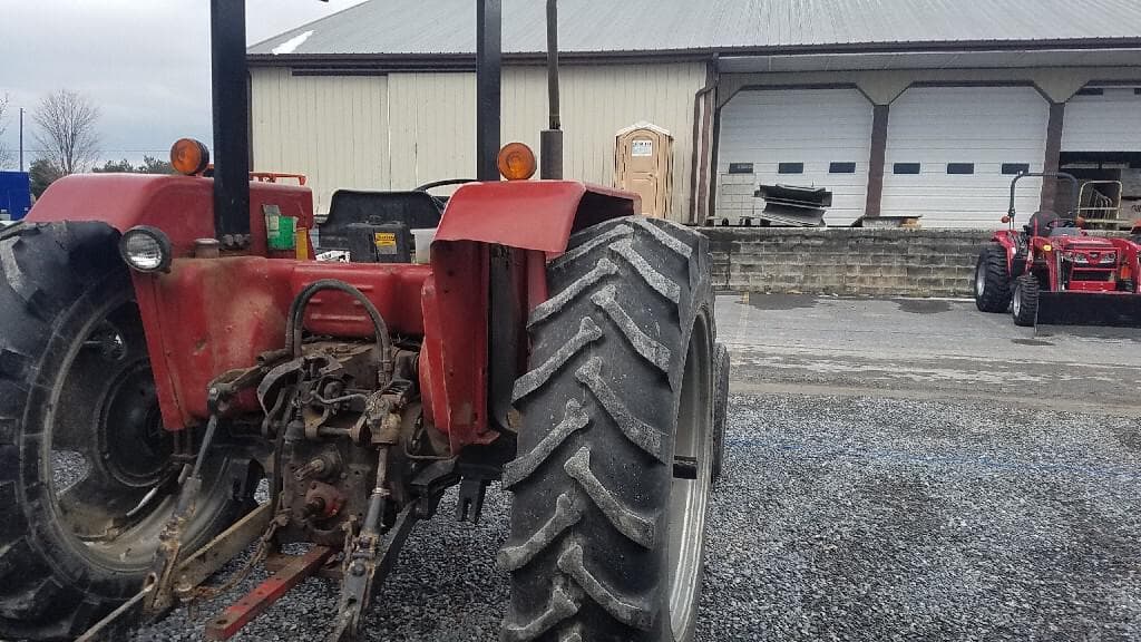 Tractor Zoom - Case IH 595