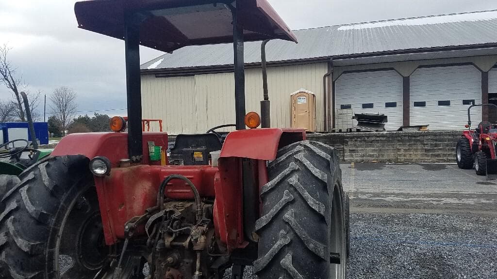 Tractor Zoom - Case IH 595