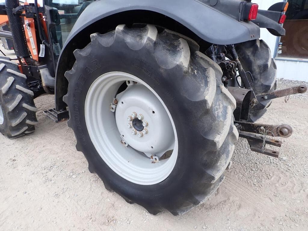 Tractor Zoom - AGCO GT55