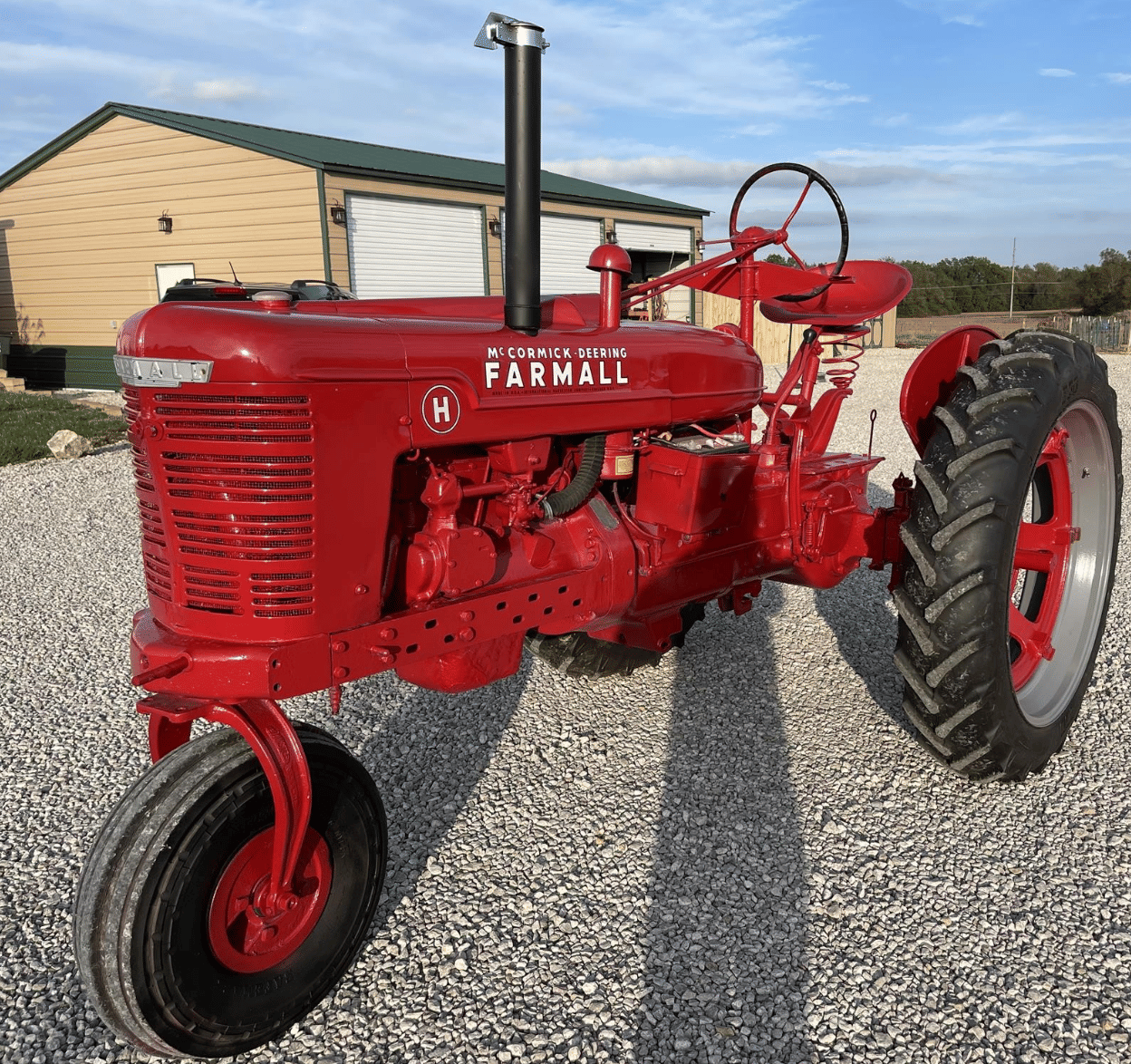 Tractor Zoom - 1939 Farmall H